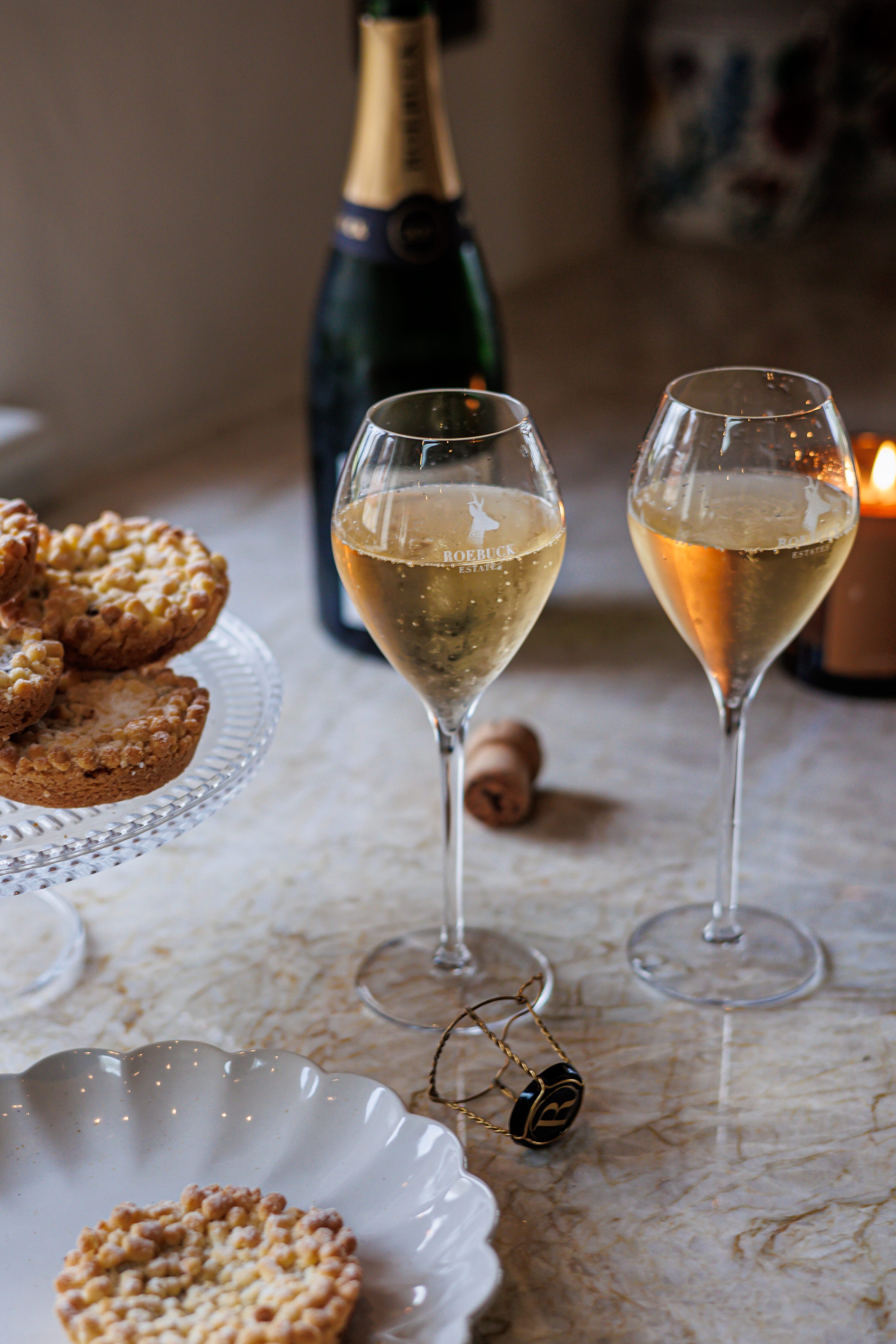 Serving Rituals: Elevate Your Vintage Wine Experience | Roebuck